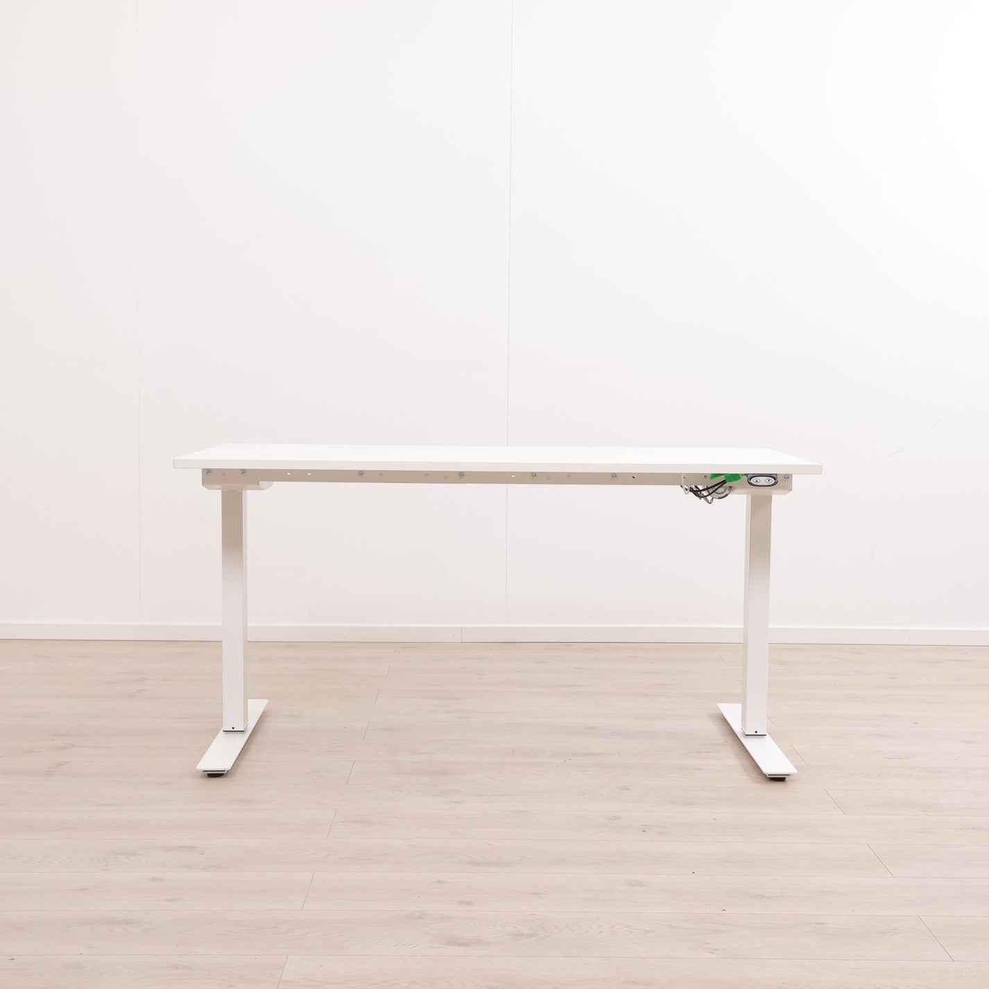 Rol Ergo elektrisk hev/senk skrivebord (140 x 70 cm) – Secundo