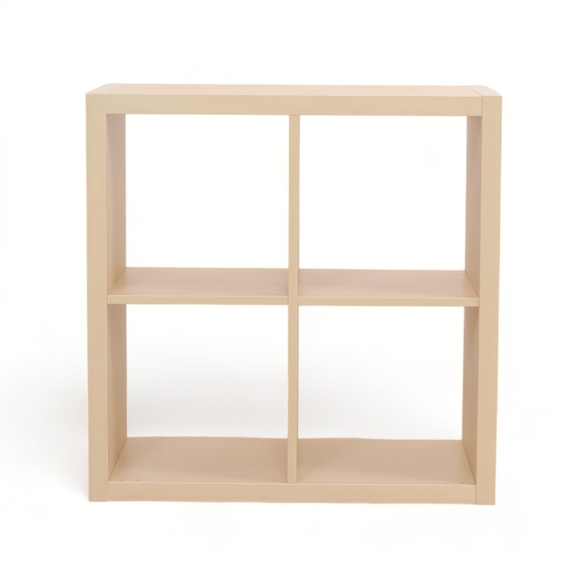 IKEA Kallax hylle i hvit farge – Secundo