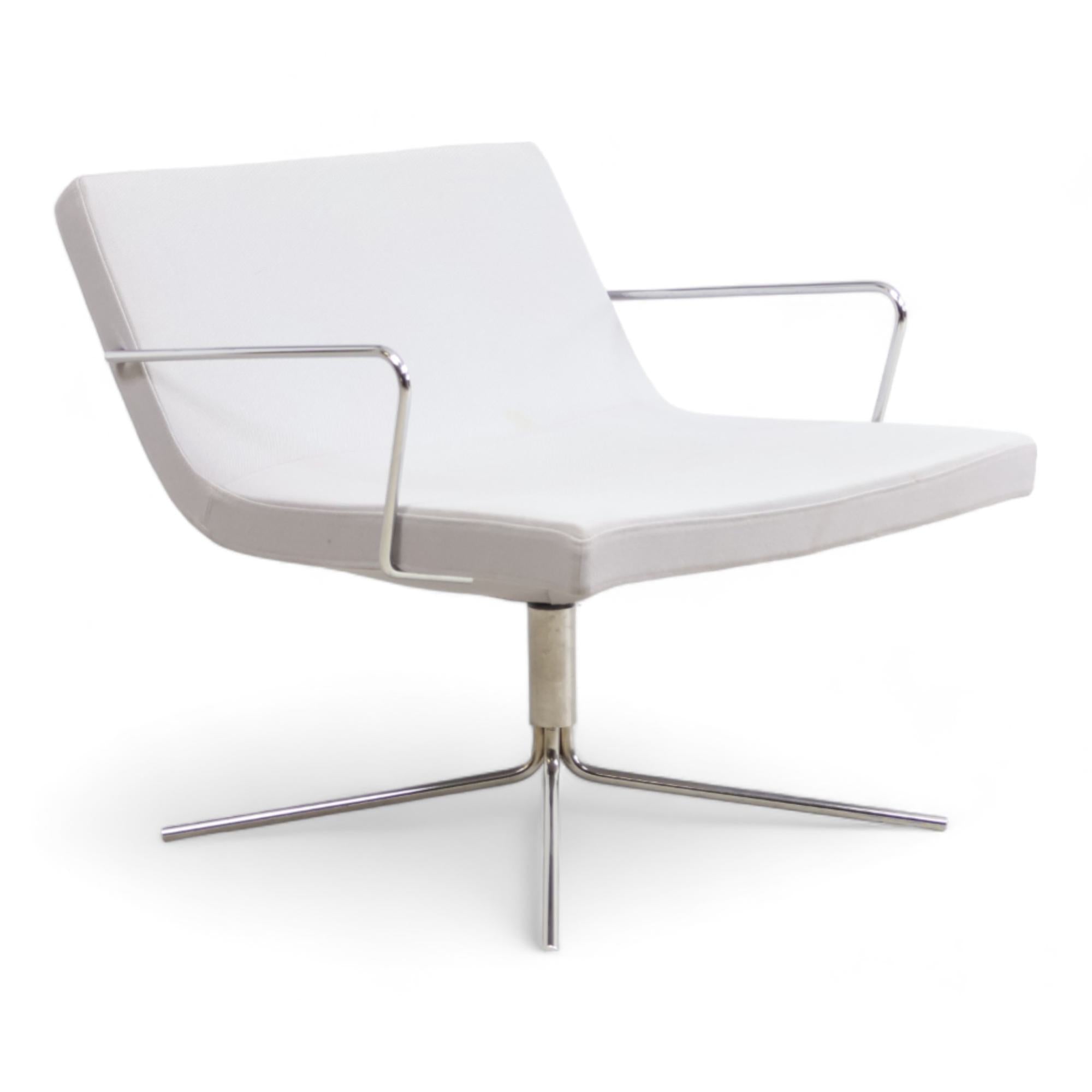 Nyrenset | Offect Bond Easy Chair i lys grå – Secundo